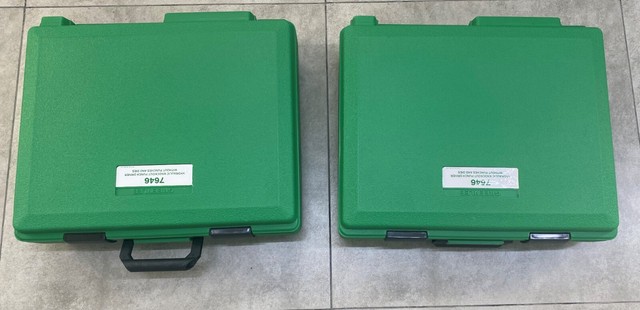 Greenlee 7646 11-Ton Hydraulic Knockout Driver with Hand Pump for sale ...