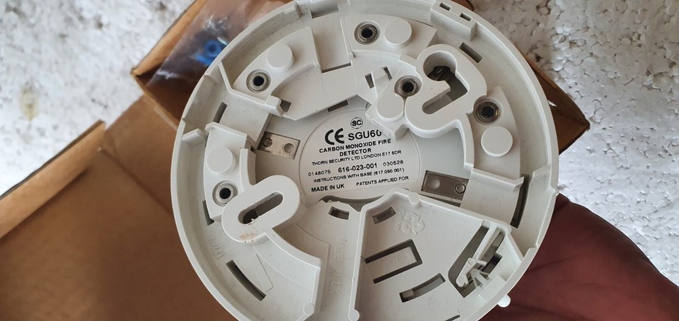 Smoke Alarm Carbon Monoxide Fire detector model Ei100R3. Made in UK ...