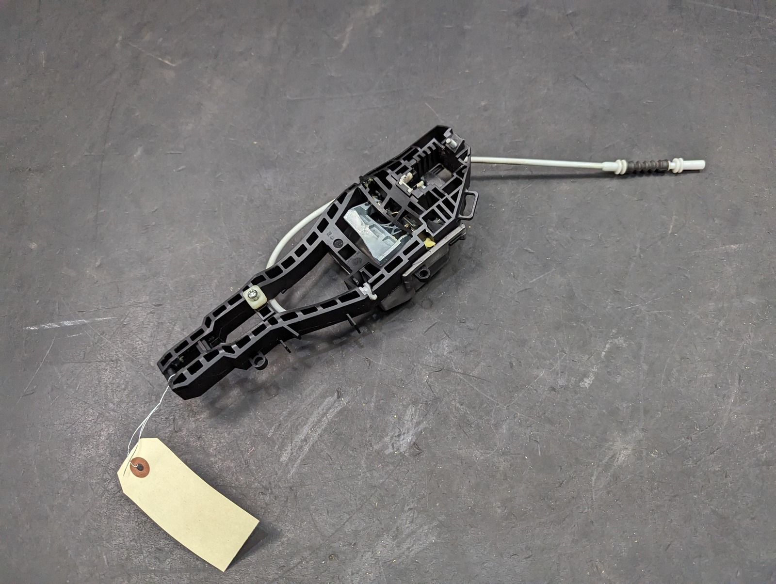 Rear Left Door Outside Handle Bracket 2018 BMW 330i 51217242567 2017 | eBay