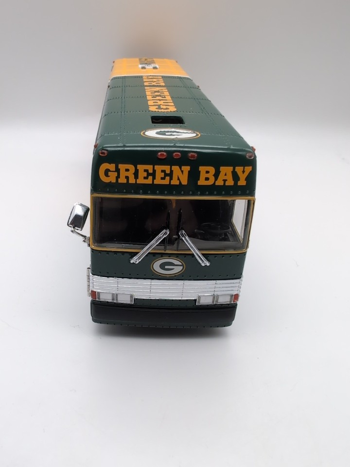 Danbury Mint Green Bay Packers Team Bus 1:64 Diecast | eBay
