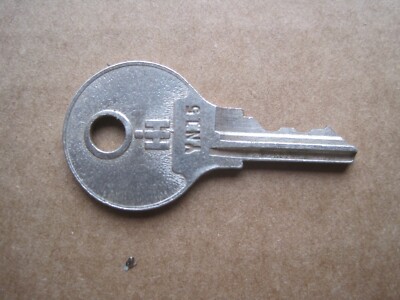 Vintage unmarked international harvester ignition key # yn15 tractor ...