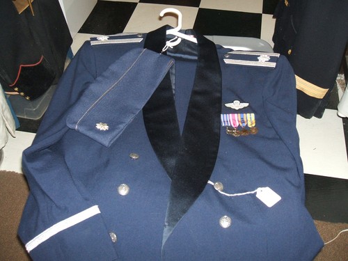 US Air Force Officer Mess Dress Uniform tunic, Pants, O/S Hat, Lt ...