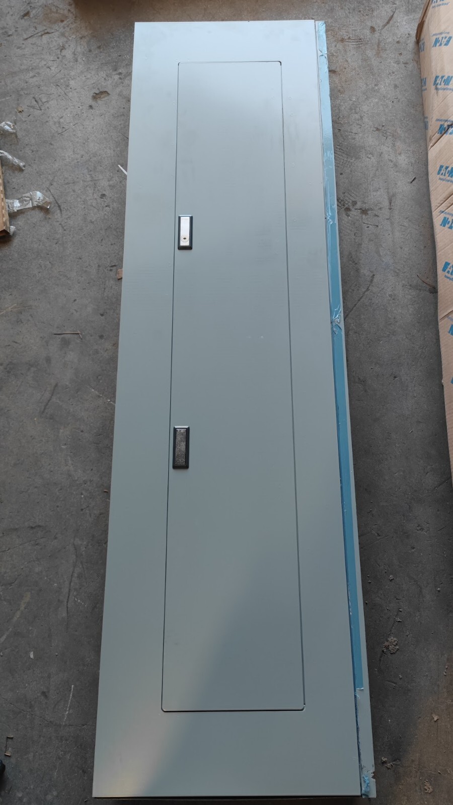 EATON PRL1x 600 AMP 240/120V SINGLE PHASE 3WIRE 42 Cir NEMA 1 ...