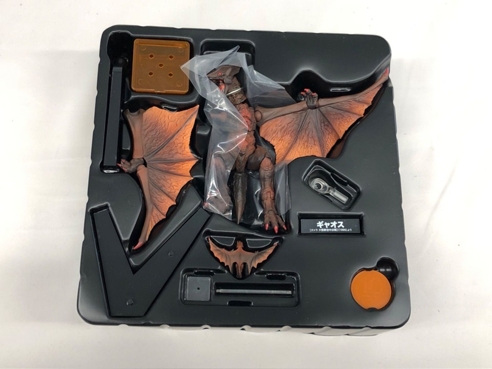 Tokusatsu Revoltech No.007 Gyaos Kaiyodo Action Figure monster Japan ...