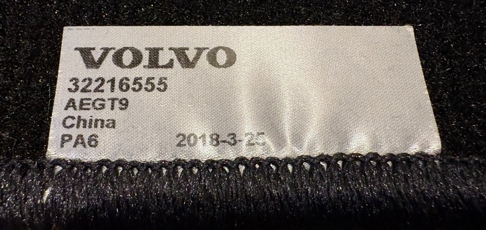Volvo XC60 OEM black carpet Floor Mats 2018 - 2025 New Open Pkg ...