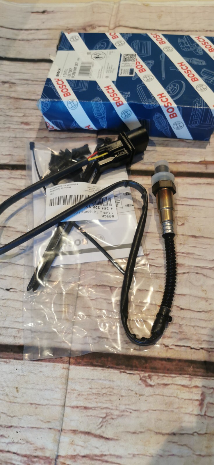 Genuine Bosch Lambda Sensor Audi Seat VW 1.2 2.8 V6 0258007357 PRE CAT ...