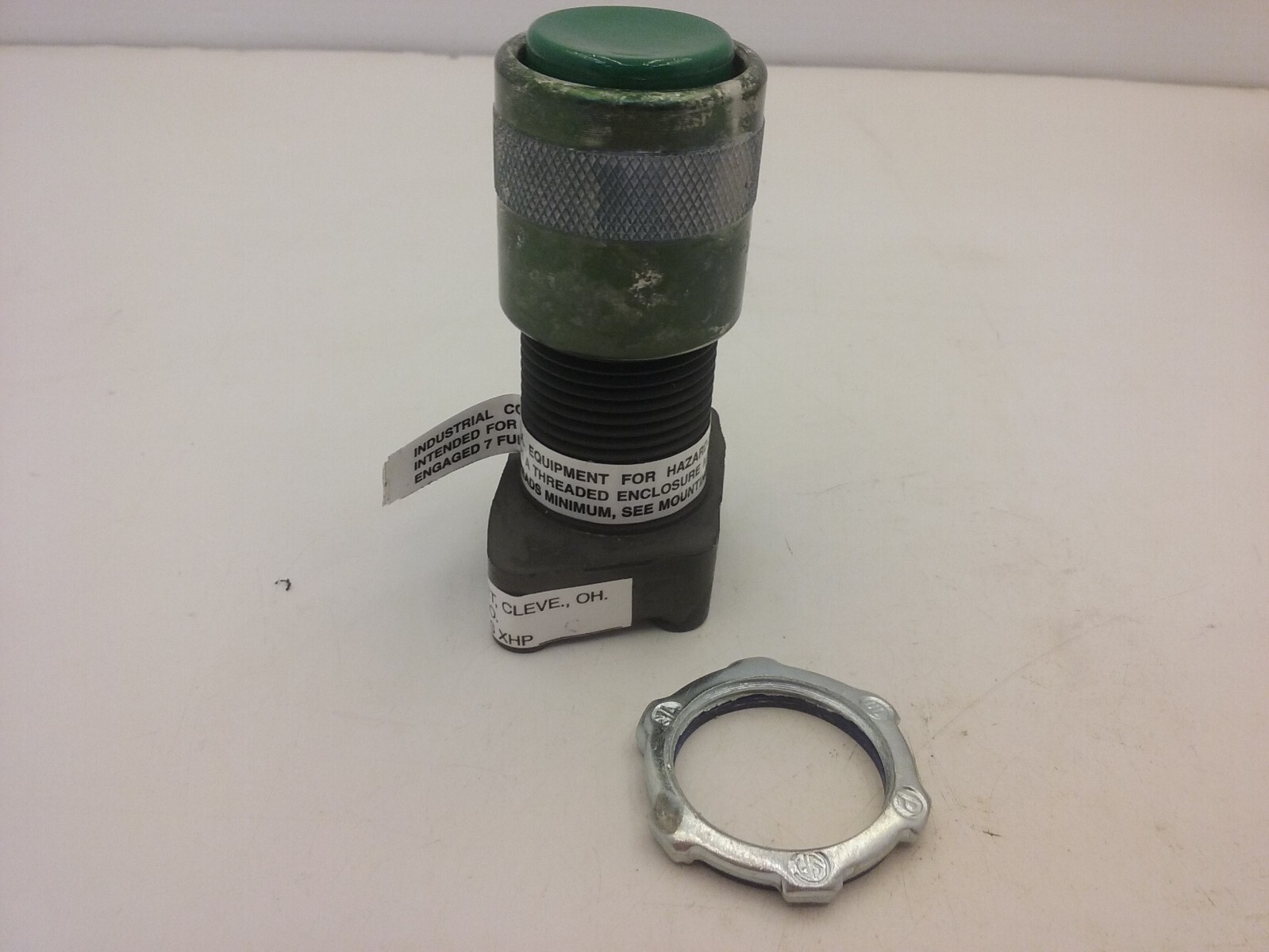 ADALET XHPBS EXPLOSION PROOF PUSHBUTTON GREEN SHORT BARREL MOMENTARY NIB | eBay