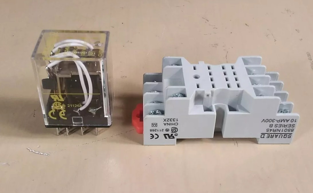 VIERKANT D RELAIS 8501 RS14V20 Ser C mit 8501NR45 SOCKEL Ser B 5D | eBay