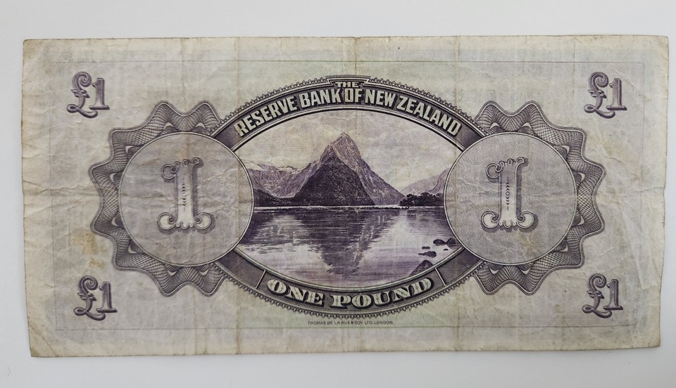 New Zealand 1934 One Pound Banknote, Maori Chief and Kiwi bird. | eBay