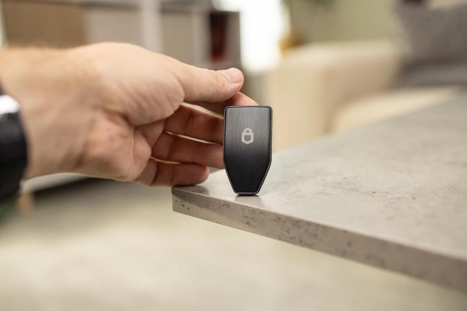 Trezor Safe 3 Secure Element Crypto Hardware Protected Wallet Cosmic ...