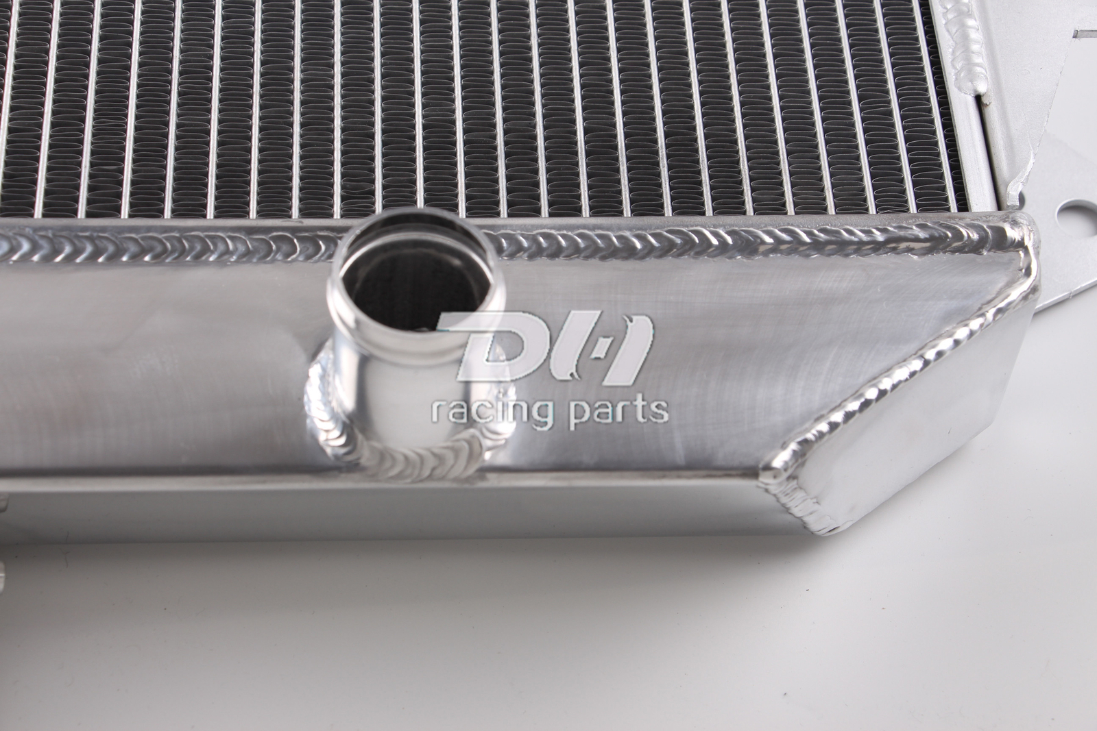 3 Row Radiator+Shroud+Fan For 1970-1975 Nissan/Datsun 240Z 260Z 2.4/2 ...