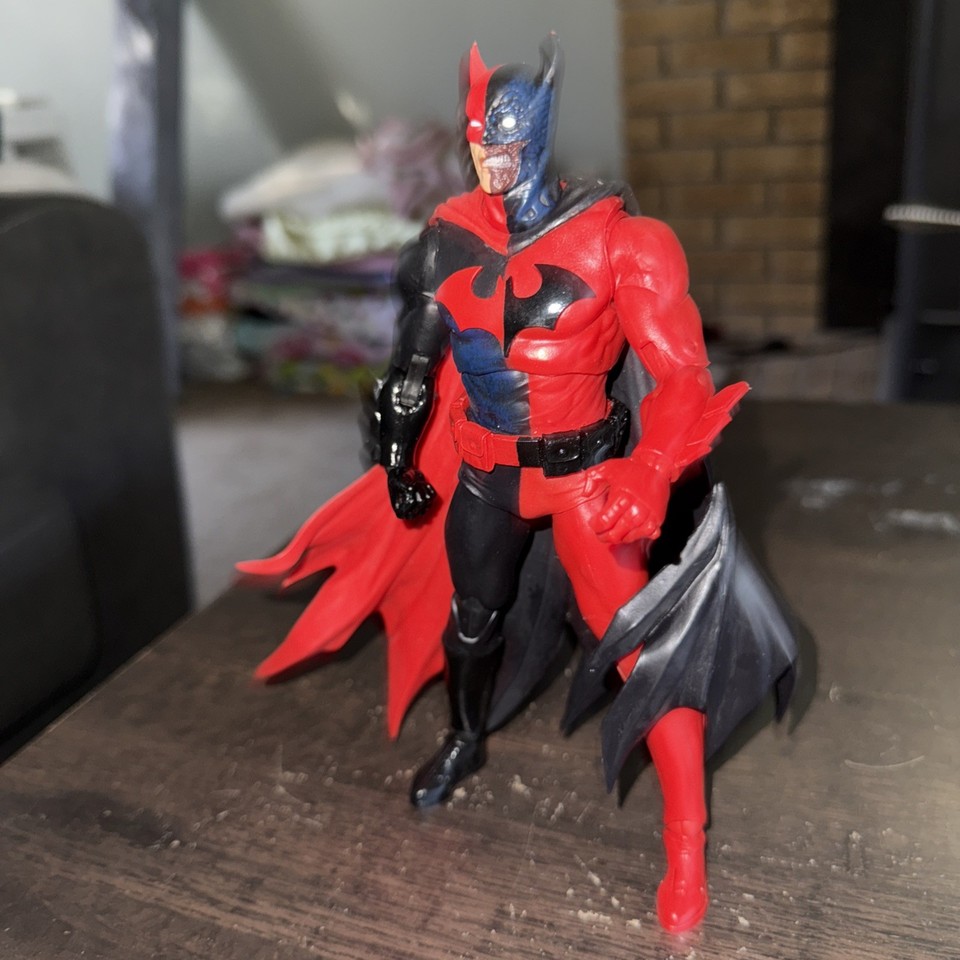 DC Direct Collectibles Batman Reborn Series 1 Batman Two-Face Action ...
