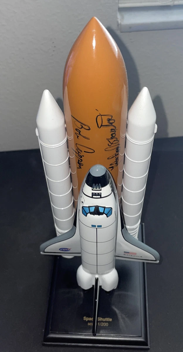 Space Shuttle Atlantis Instrument Panel Dimensions