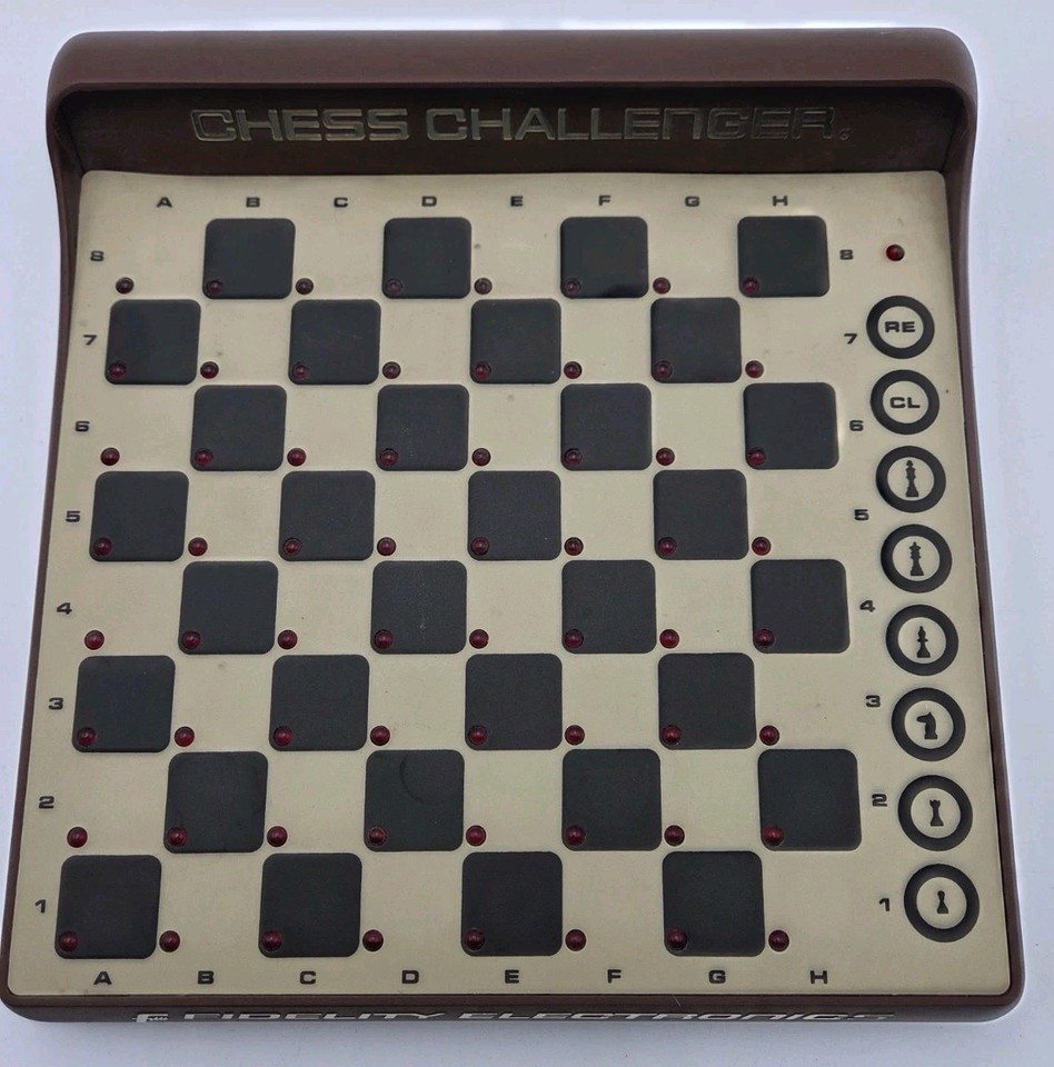 Sensory Electronic Chess Challenger- "8" Fidelity SCC Vintage Working ...