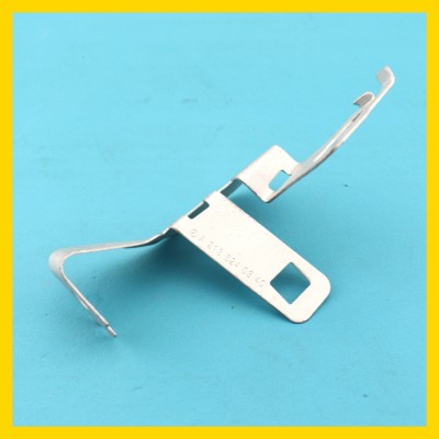 2135240340 NEW For Mercedes 17-18 E400 Splash Shield Front Shield ...