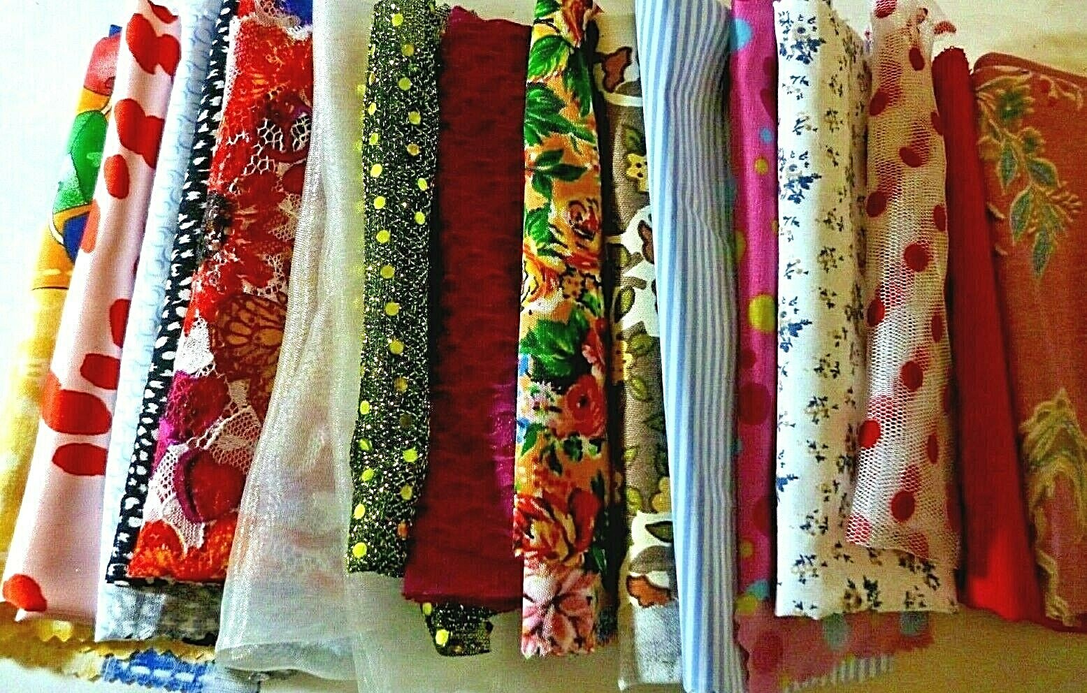 Material off-cuts/Scraps /Remnants approx. 200grams Large mixed bag BUY ...