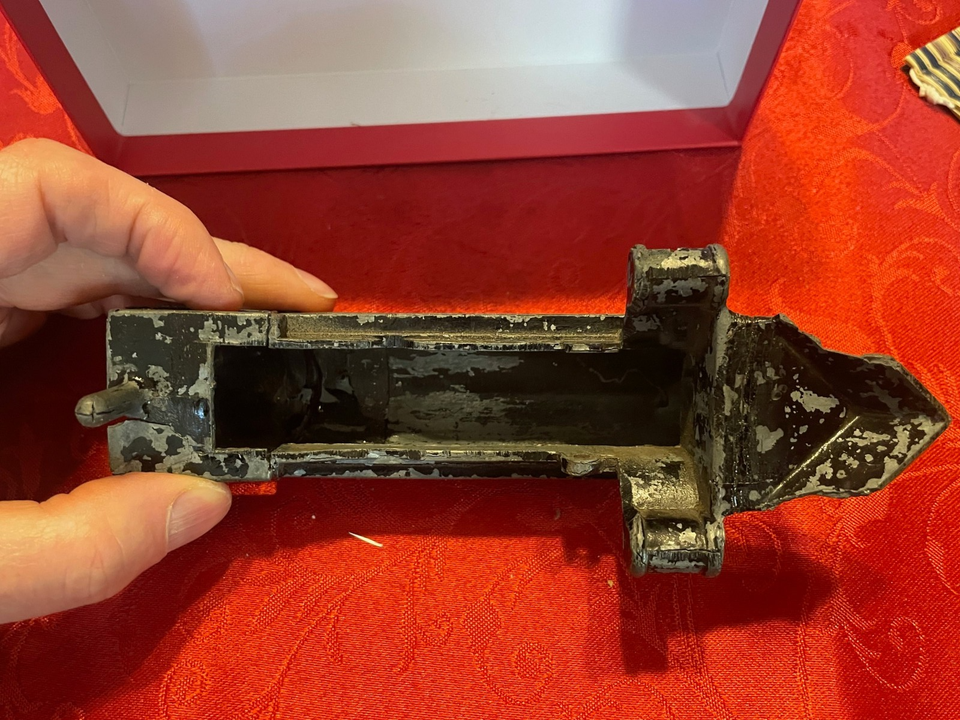 Early 20th Century Wind-up Spring Clockwork White Metal Toy Train ...