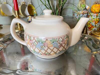 FWC THE COOKS BAZAAR TAIWAN CERAMIC CREAM 34 oz TEAPOT PASTEL FRUITS ...