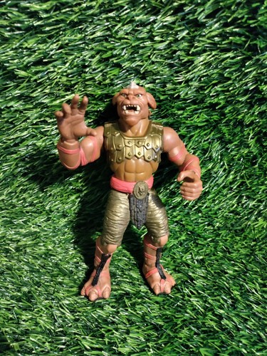 Small Soldiers Ultra Armor Archer Gorgonite Leader Swing Action Arm ...