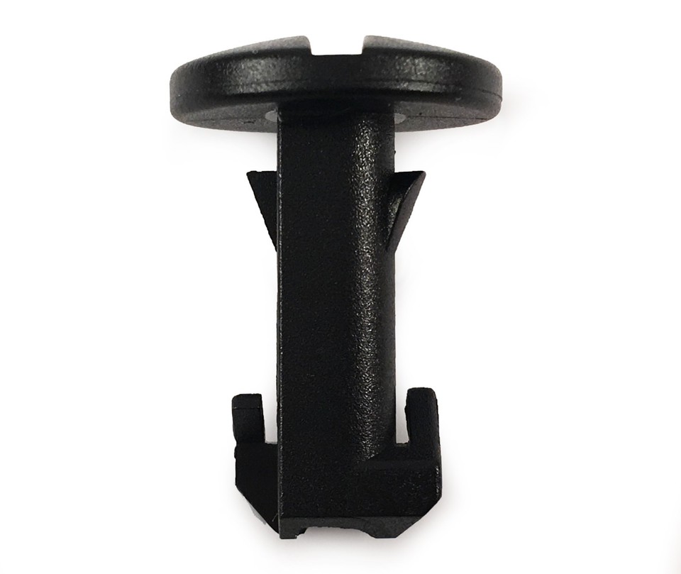 Land Rover Door Card Moulding Trim Panel Wheel Arch Fastener Clips Set ...