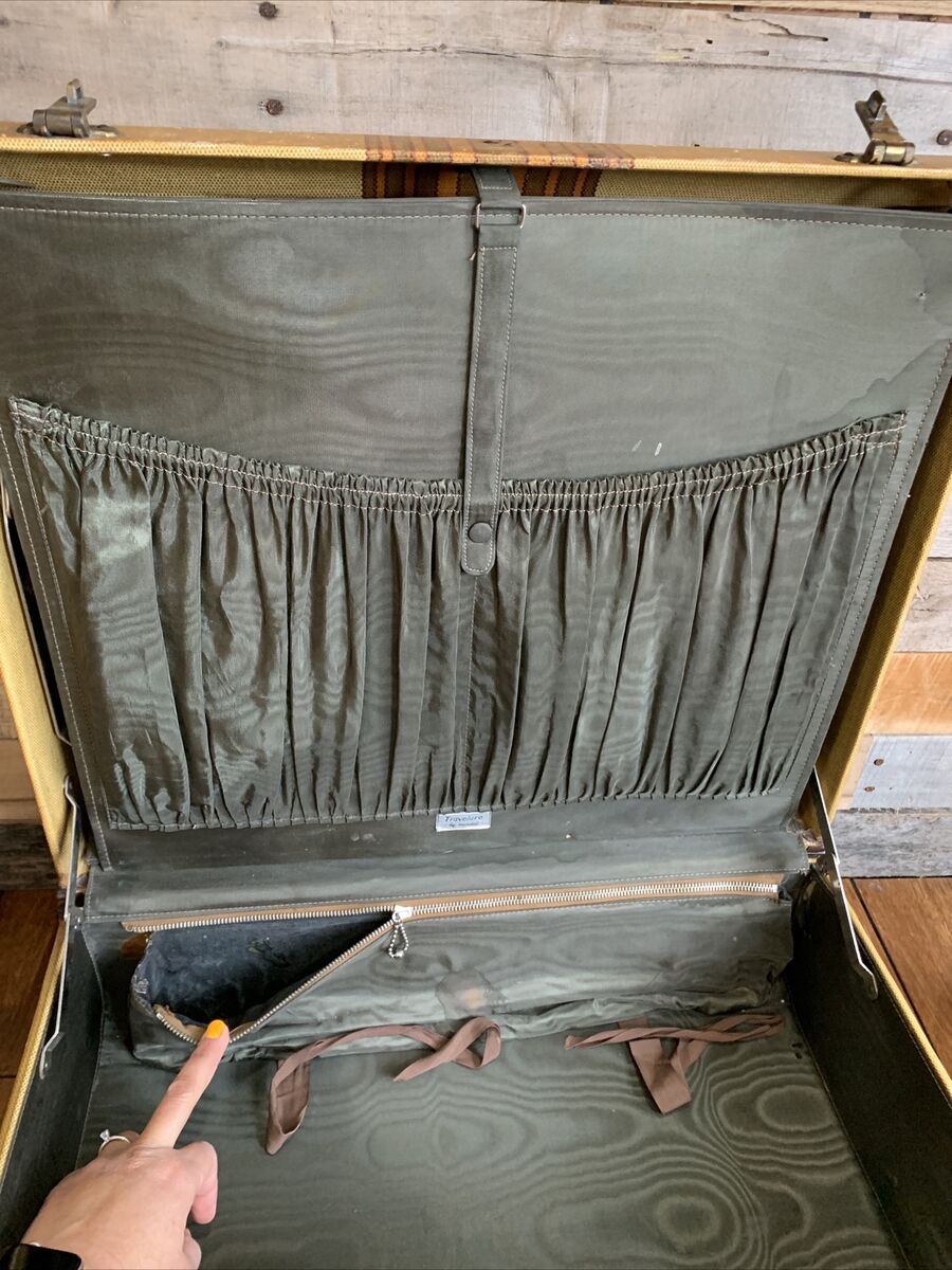 Vintage 1940's Suitcase 21” Travelure by Mendel Tweed Stripe Vintage 1940's Suitcase 21” Travelure by Mendel Tweed Stripe