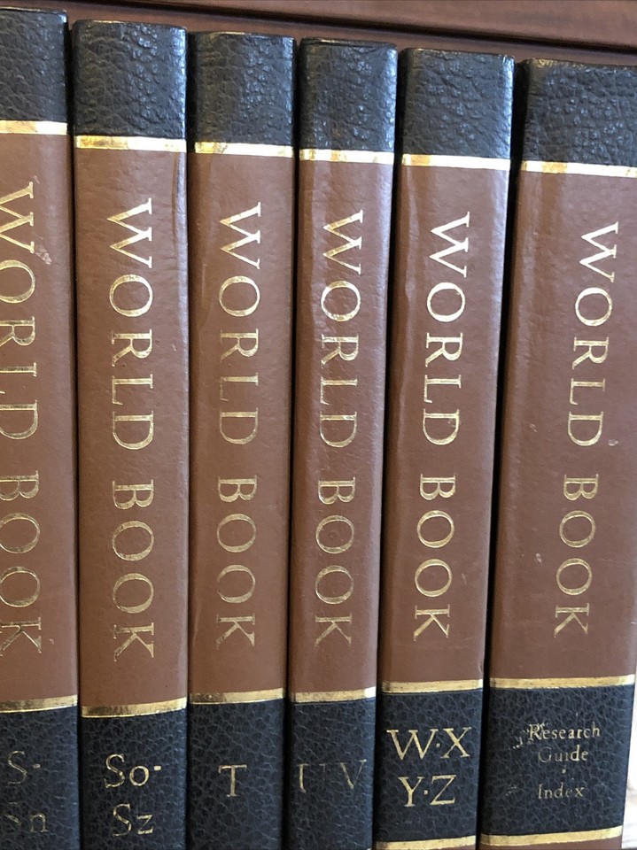 Vintage Hard Cover World Book Encyclopedia 1977 Complete 22 Volume Set ...