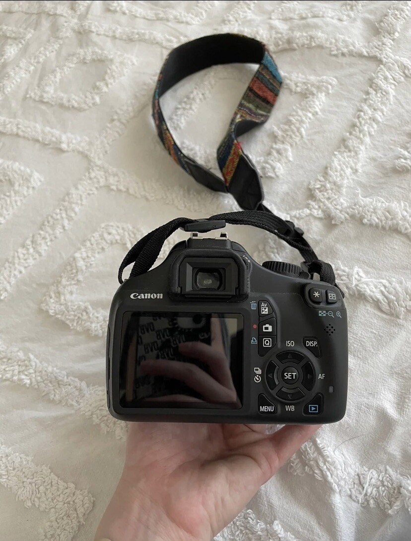 Canon T3 Dslr