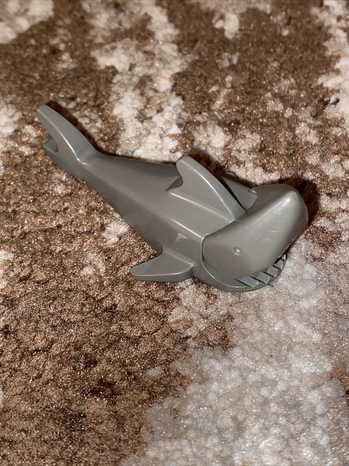LEGO Vintage Shark Minifigure Dark Gray Movable Mouth 6286 6289 6290 ...
