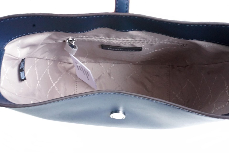 Michael Kors Bag Shoulder Bag Lyra Sm Bucket Hobo Shldr Leather Navy ...