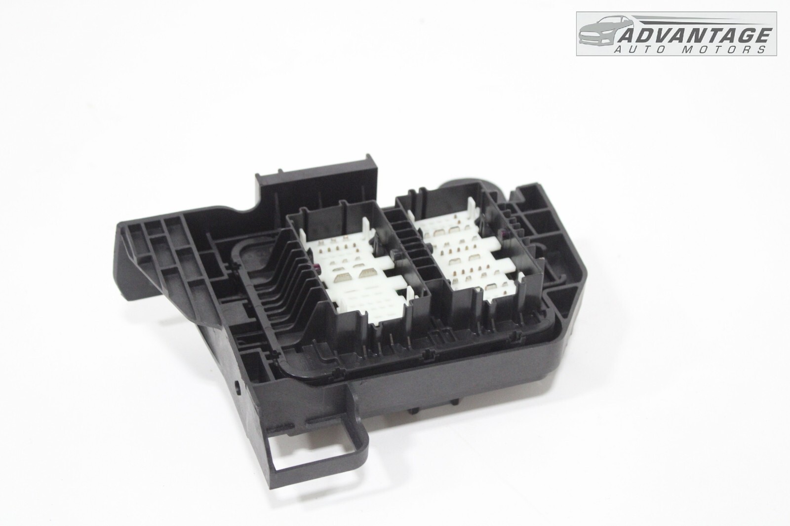 Chevrolet+Tahoe+Suburban+Sight+Shield+-+GM+8289+26256456 for sale ...