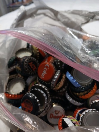 Old Bottle Caps A Lot Of Them See Pictures For Some That Are In The ...
