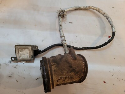 Cummins Nitrogen Oxide Nox Sensor 2894945 and Elbow 3686708 | eBay