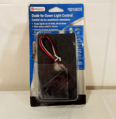 Two Dusk to Dawn Light Controls by Utilitech time delay reduces flicker for sale online | eBay