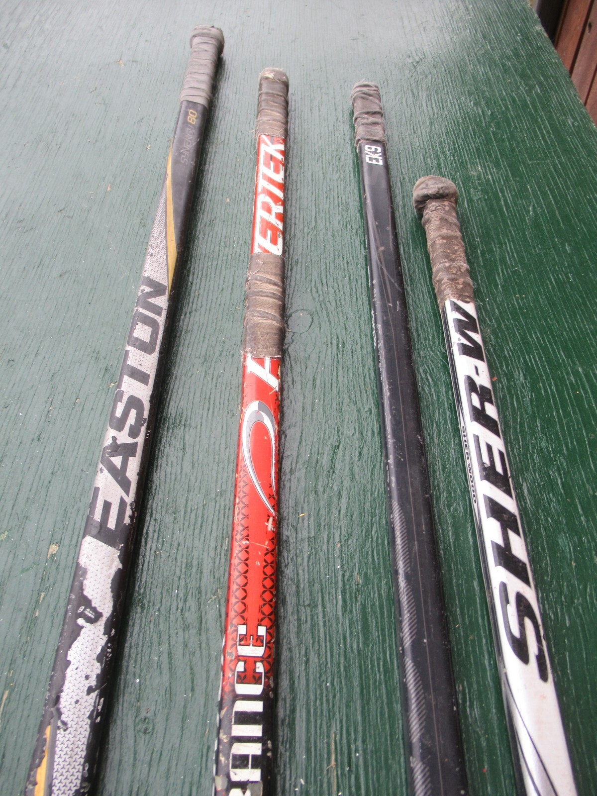 VINTAGE Set of 4 Vintage Composite Hockey Stick Sticks EASTON POWERTEK ...
