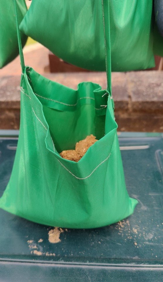 New Waterproof Green Golf Divot Repairer / Seed Bag Made In England ...