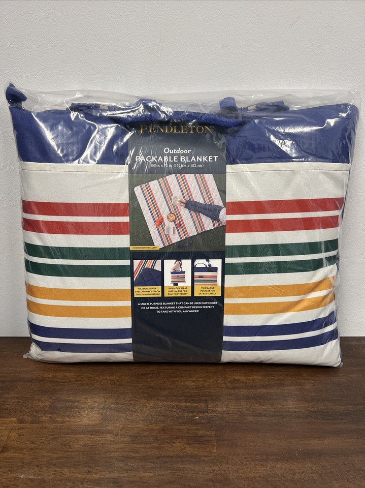 Pendleton Outdoor Packable Blanket Picnic Tailgate Folds & Zips 60x72 ...