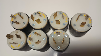 Connectors, Switches & Wire - Twist Lock