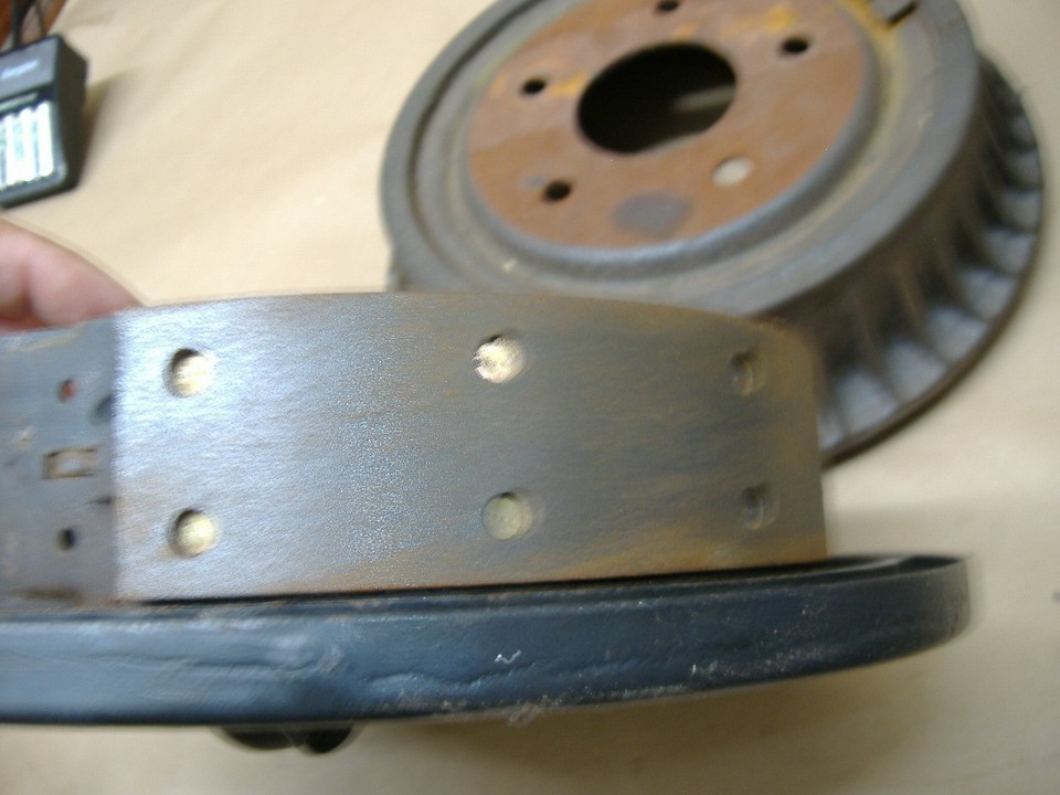 Chevy S10 rear brake backing plates and drums 95 - 05 yr gmc sonoma ...