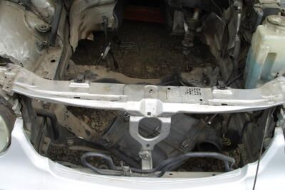upper center Radiator Core Support 210 Type E320 00 01 02 03 MERCEDES E ...