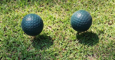 Golf Tee Off Markers Set Of 2 5” Round Blue Dimpled Golf Balls Tee Box ...