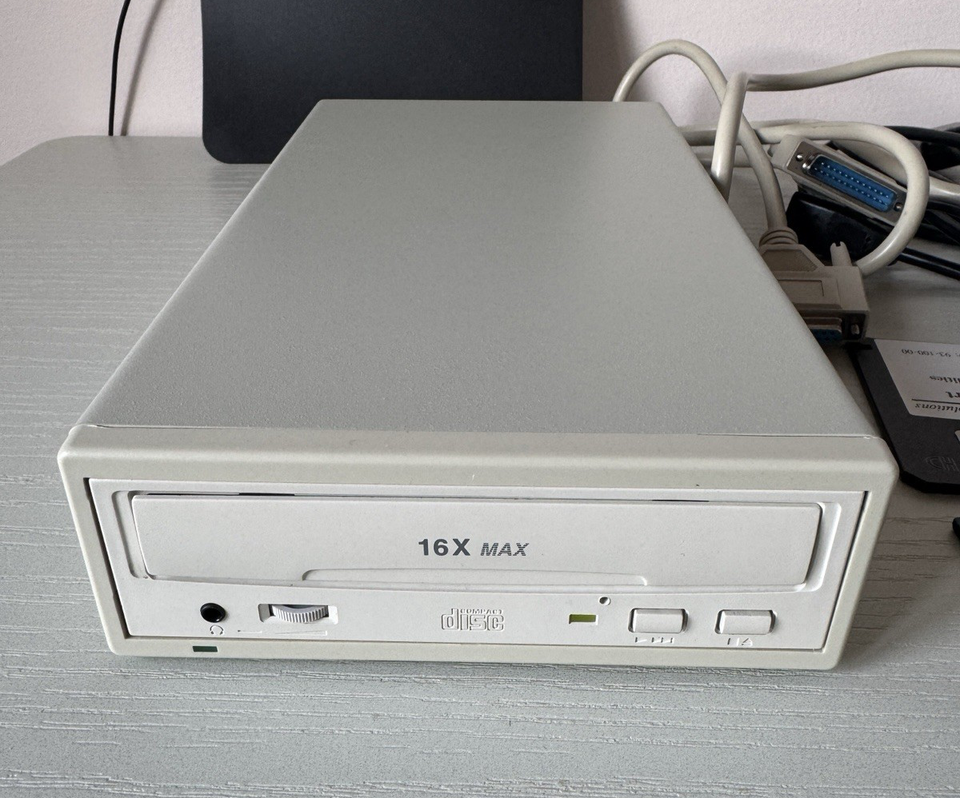 Tested Vintage DataStor Commuter CD-ROM In box - EPP Parallel Port ...