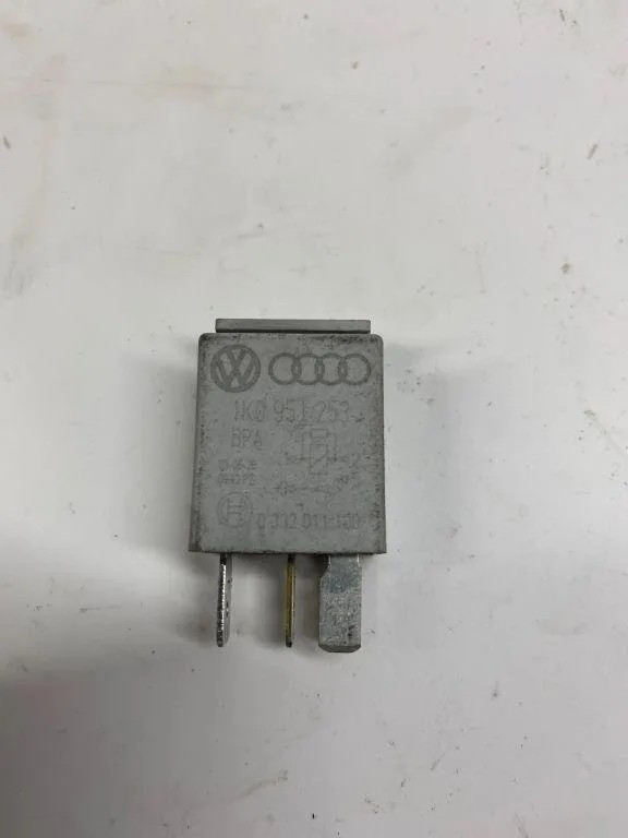 VW SHARAN 7M8, 7M9, 7M6 Relays 1K0951253 1.90 Diesel 96kw 2003 30345857 ...