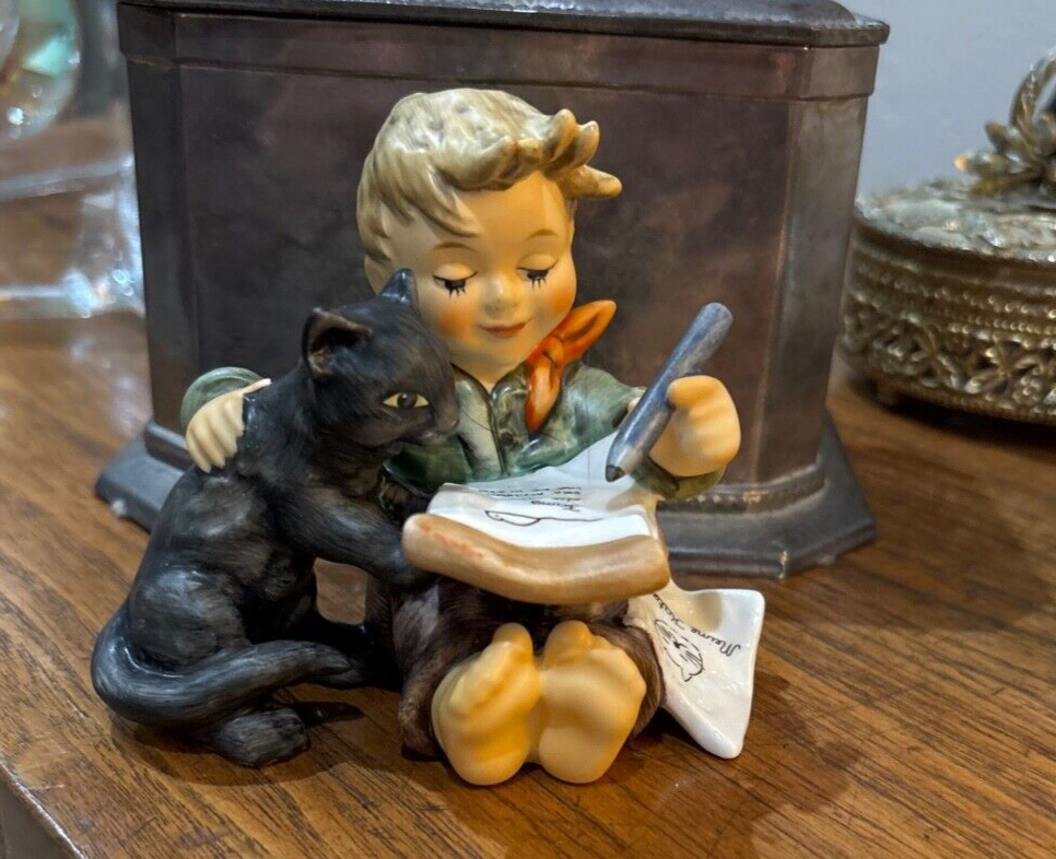 M I Hummel Goebel FIGURINE "CAT'S MEOW" HUM #2136 TMK8 3.5" Tall Boy w ...