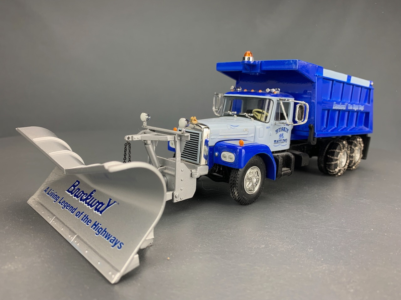 1/34 First Gear Diecast Brockway Huskie 200 Dump Truck W/Plow & Sand ...