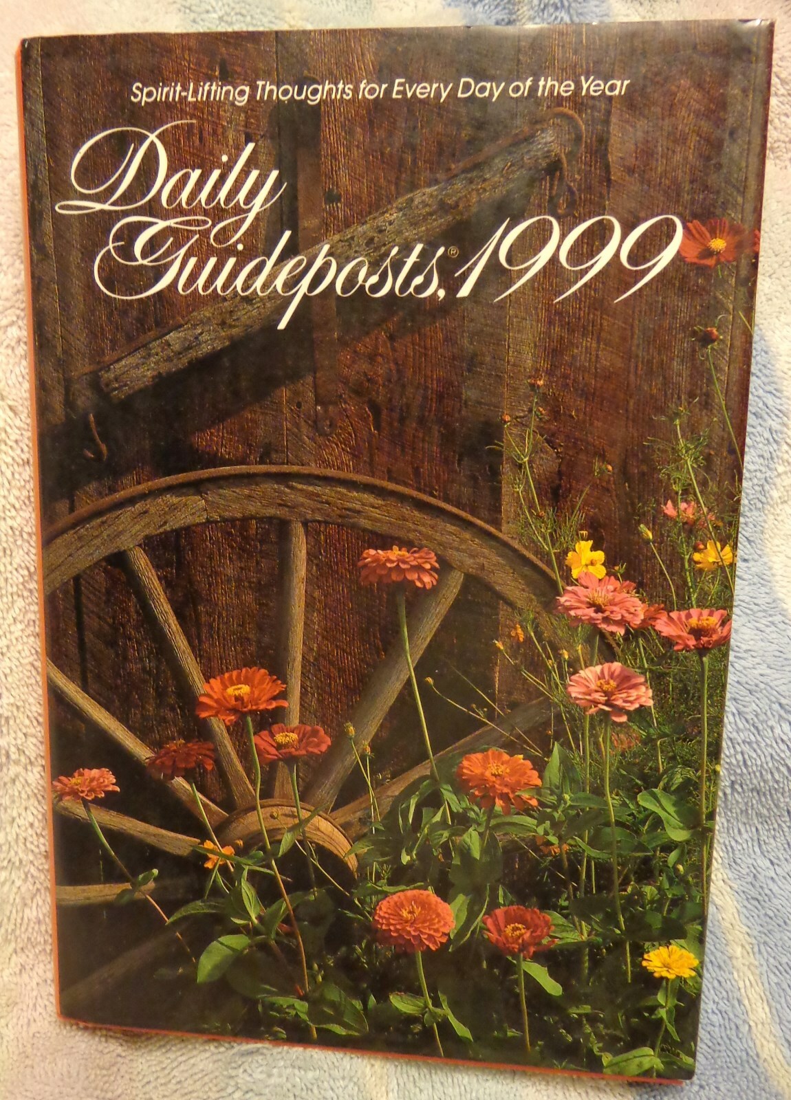 Daily Guideposts 1999 - published in 1998 | eBay