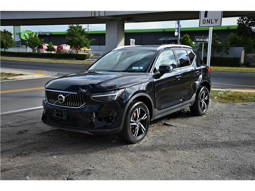 2024 Volvo XC40 B5 Core Bright Theme Sport Utility 4D | eBay
