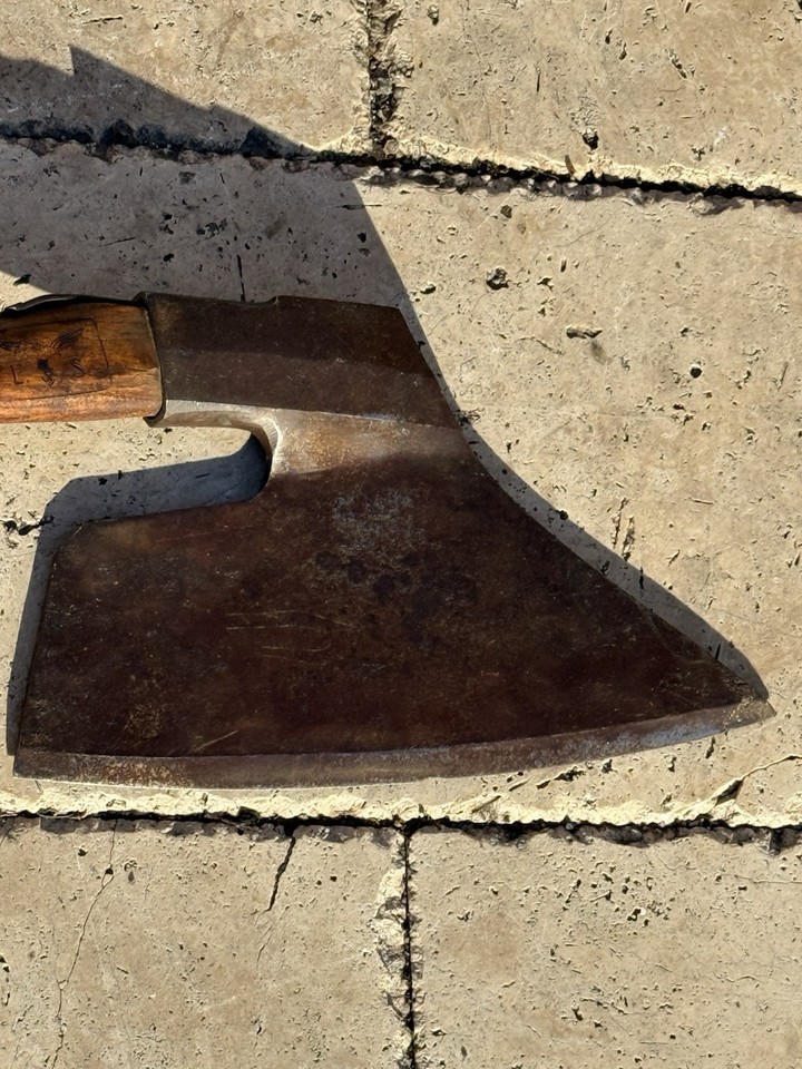 Stamped BLACKSMITH MADE OFFSET SINGLE BEVEL GOOSEWING HEWING AXE H & K ...