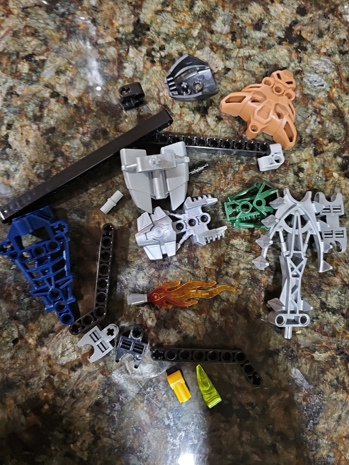 LEGO BIONICLE Special Edition Piece Ultimate Creatures Accessory Set ...