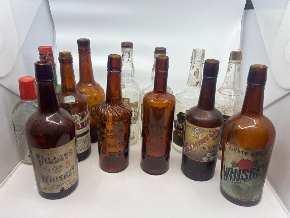 OLD PRENTICE RYE WHISKEY LABELED NATIONAL DISTILLERS DISTILLERY ANTIQUE ...