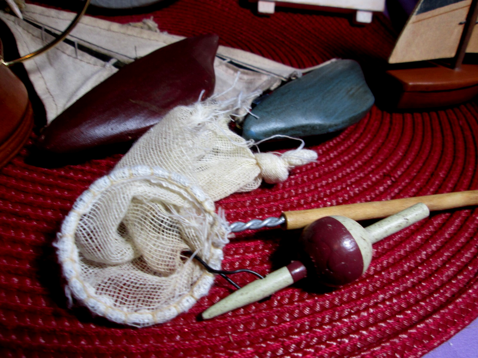 Lot Of 7 Primitives Rustic Nautical Anchor Ships Oar Net Beach House ...